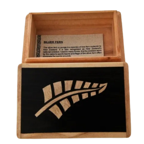 Small Wooden Fern Keepsake Box – KreatioNZ Taonga