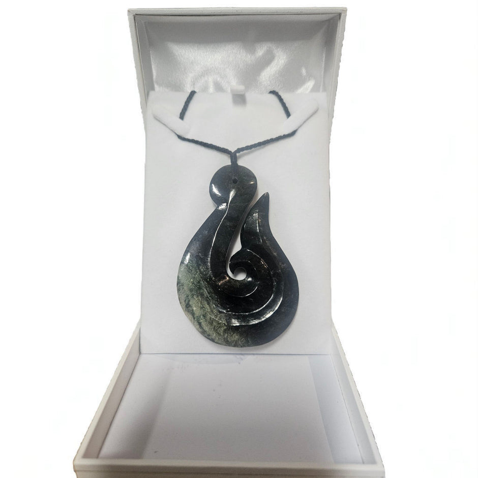 Pounamu | Greenstone | Nephrite Jade – KreatioNZ Taonga